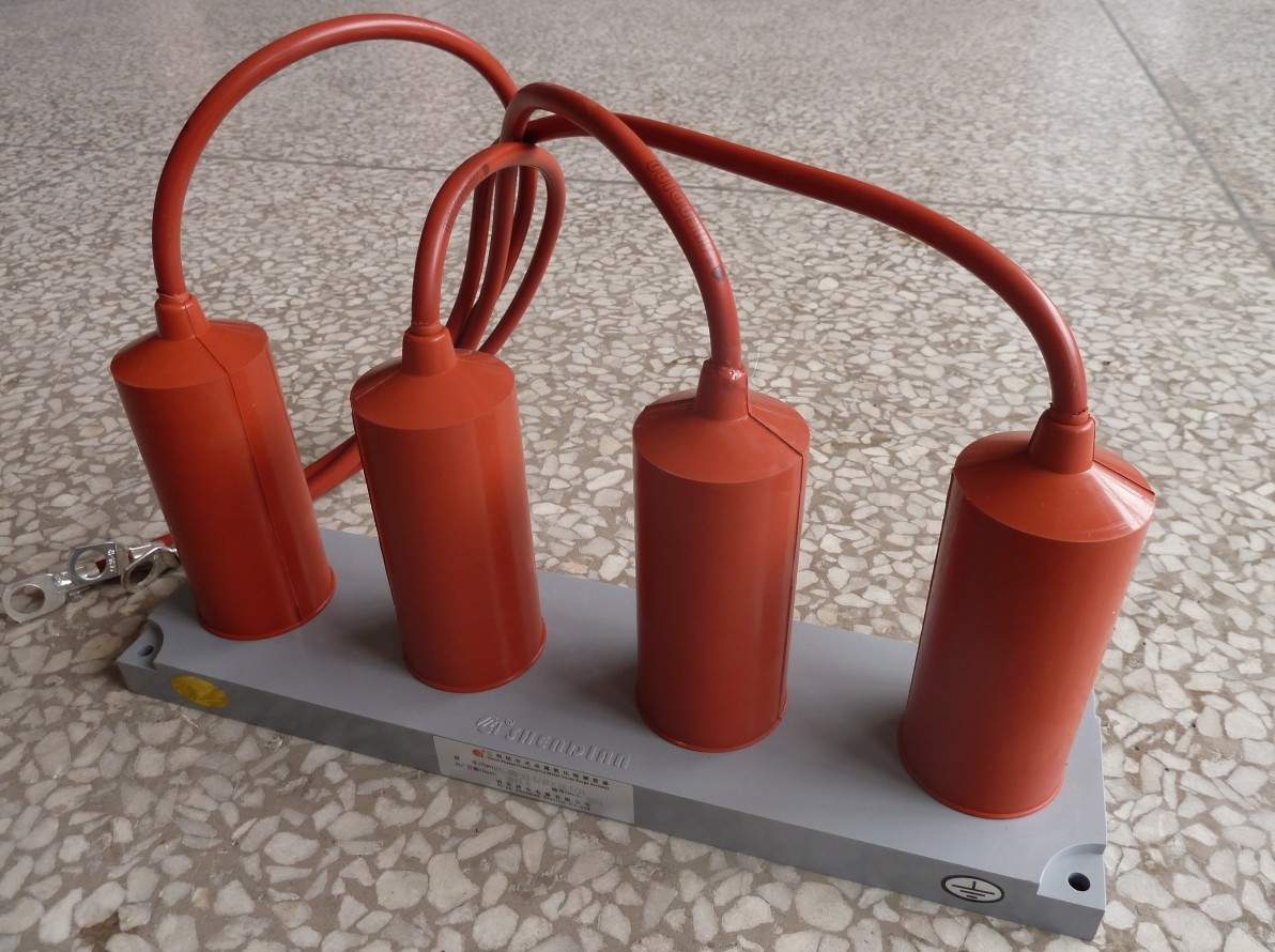 Indoor / Outdoor Lightning Surge Arrester Gapless MOA For Power Station ...